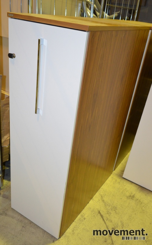 Solgt!Edsbyn tower uttrekksarkiv forringpermer i valnøtt med hvit dør ...