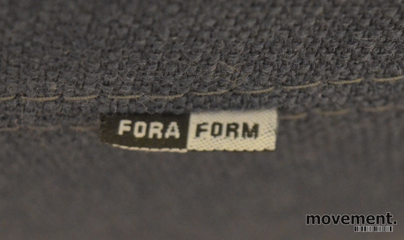 Solgt!ForaForm Planet Loungestol i mørkgrått stoff/krom, design: Svein ...