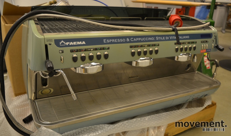 Solgt!Faema E92 Elite espressomaskin iturkis/grønn farge, 3gruppers ...