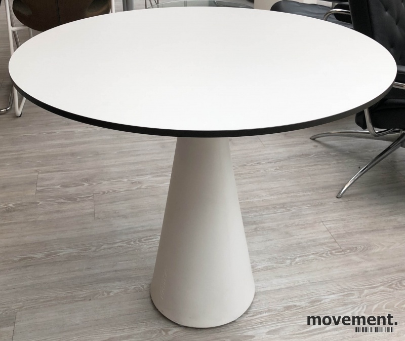 Solgt!Rundt loungebord / kaffebord ihvitt fra Materia, modell Cone, Ø ... Solgt!Rundt loungebord / kaffebord ihvitt fra Materia, modell Cone, Ø ...