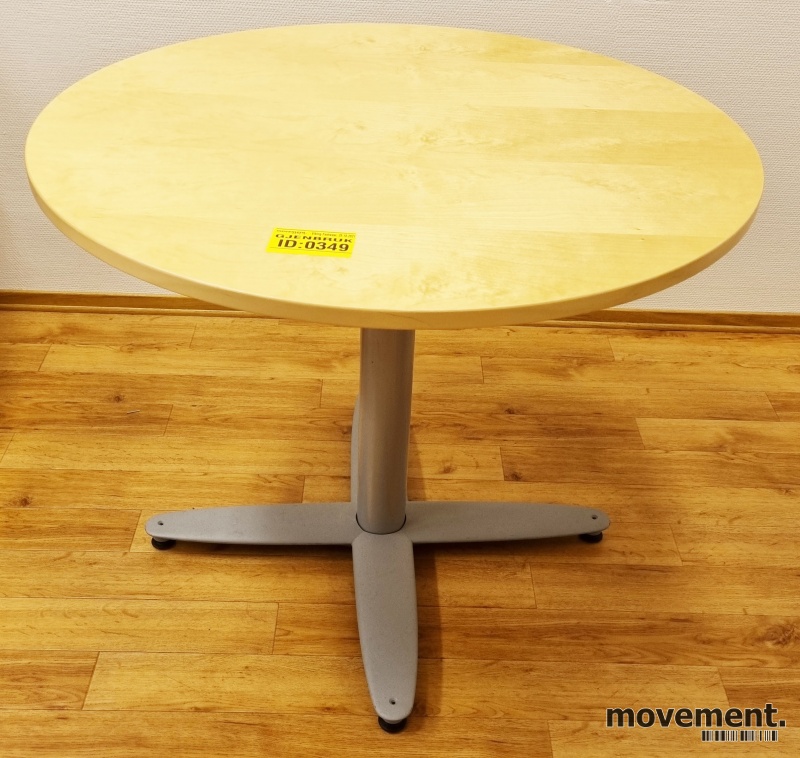 Solgt!Lite, rundt møtebord i bjerk,Ø=90cm, Høyde 72cm, i KInnarps T ...
