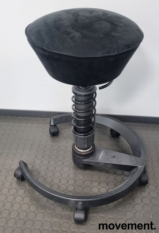 Solgt!Swopper ergonomisk stol i sortmikrofiberstoff, pent brukt