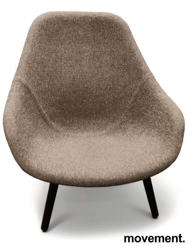 Solgt!Loungestol / lenestol fra Hay,About a lounge AAL 92, NYTRUKKET i grønt boucle-stoff / ben ...